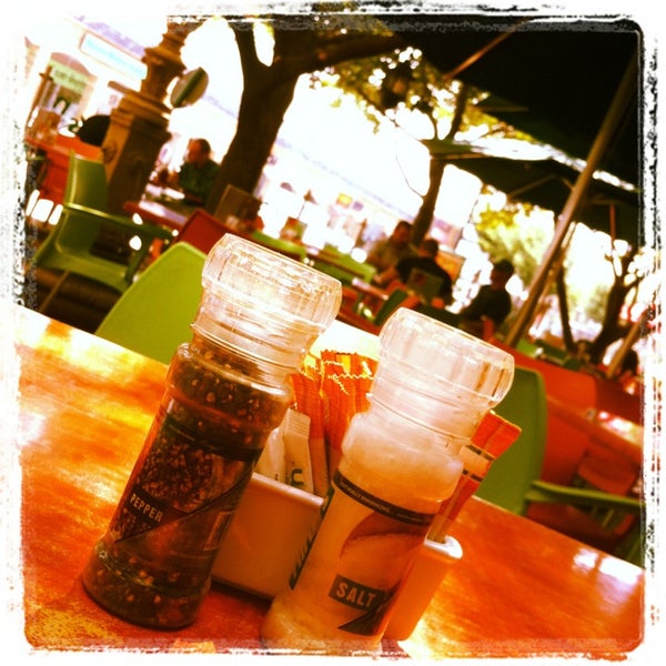 Nino's - Coffee Shop