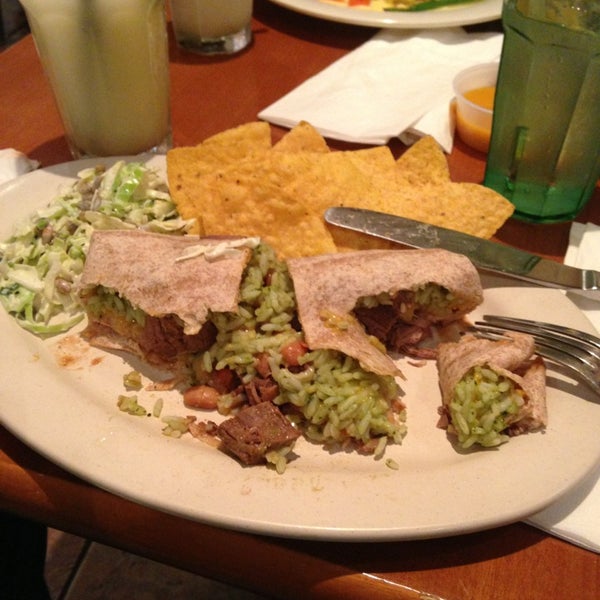 Aqui Cal-Mex - Mexican Restaurant