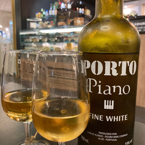 Mercado Municipal Da Beira Rio - Market