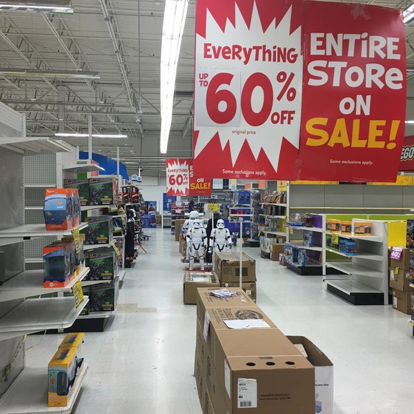 Toys"R"Us - 4 tips from 1091 visitors