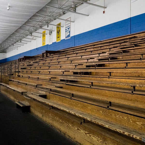 Serpentini Winterhurst Arena - Hockey Stadium