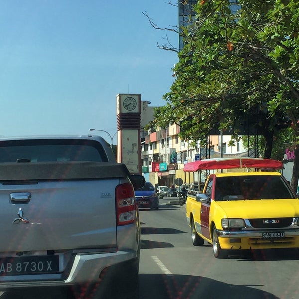 Menara Jam Tuaran / Clock Tower - Monument