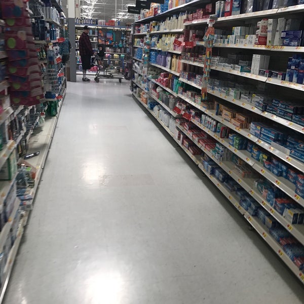 Walmart Supercenter - Springfield, OR