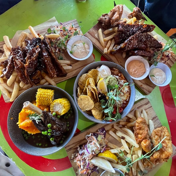 Fat Dog Cafe - Café in Rotorua