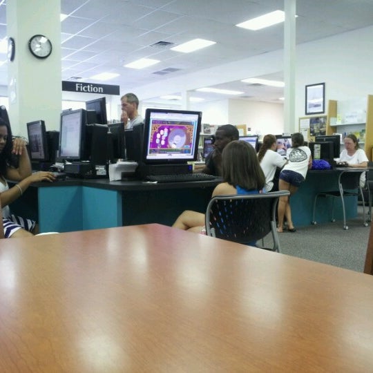 Photos at Duraleigh Road Community Library - 7 tips from 229 visitors