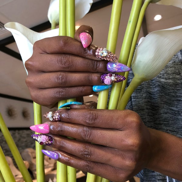 Club Nails & Spa - Nail Salon