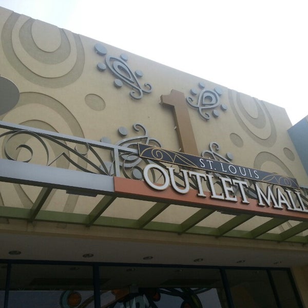 Photos at St. Louis Outlet Mall - Hazelwood, MO