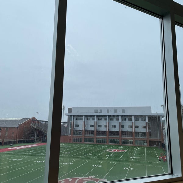 Holland and Terrell Libraries - 1400 NE Terrell Mall