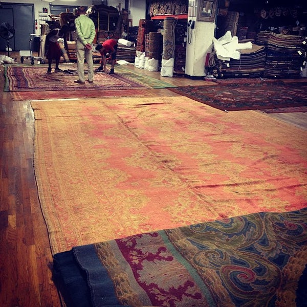 Rahmanan Antique And Decorative Rugs - NoMad - 6 visitors