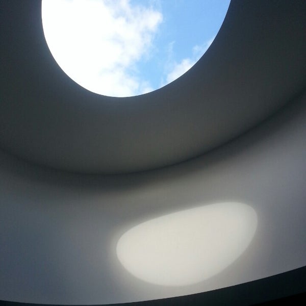 Photos at The Color Inside (Turrell Skyspace) - University of Texas ...