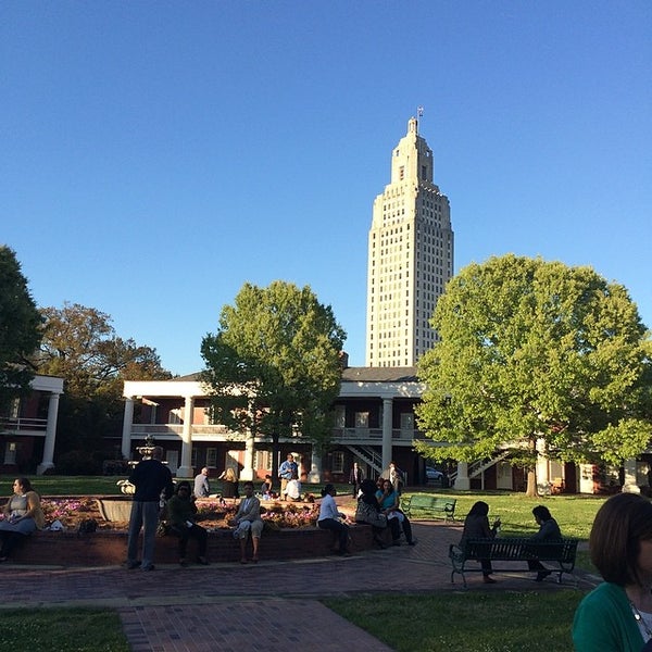 Pentagon Barracks - Downtown Baton Rouge - 859 N Third St