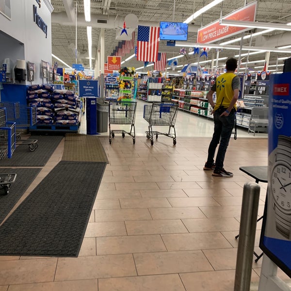 Walmart Supercenter - Big Box Store
