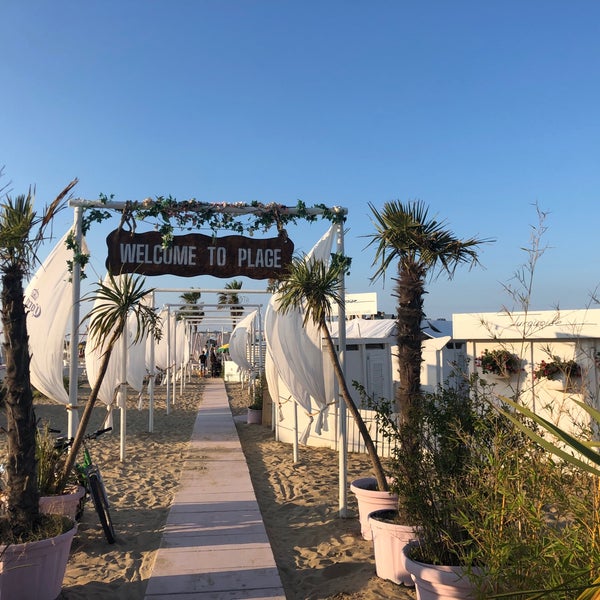 Turquoise Beach Club - Lungomare Claudio Tintori 6