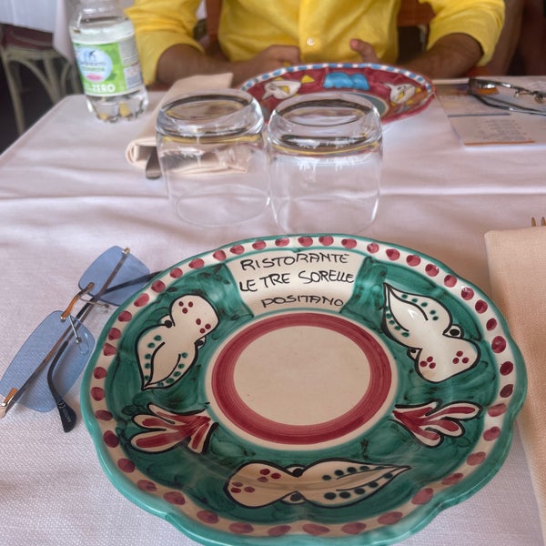 Le Tre Sorelle - Italian Restaurant