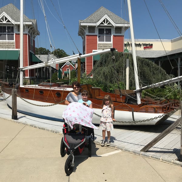 Westbrook Outlets - 314 Flat Rock Place