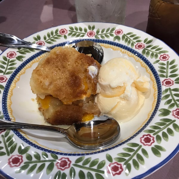 Seminole Inn - Restaurant in Indiantown