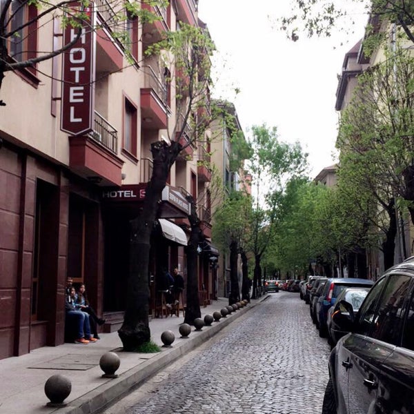 Sofia Place Hotel - Оборище - 3 tips