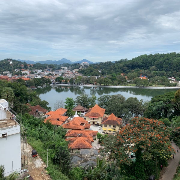 Isini Gems & Jewellers (Pvt) Ltd