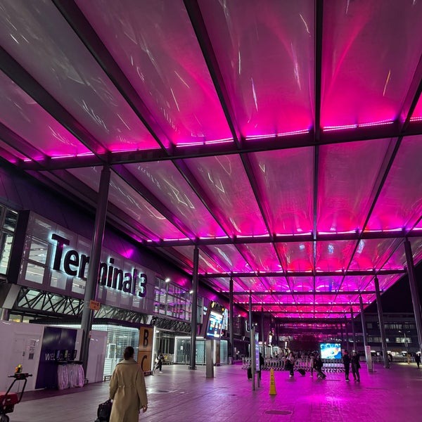 Terminal 3 - 267 tips