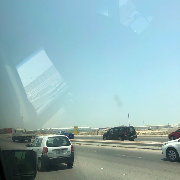 Al Juffali Mercedes-Benz