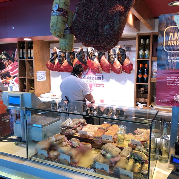 Chef Express - Area di Servizio Chienti Est - A14 Bologna - Taranto Km ...