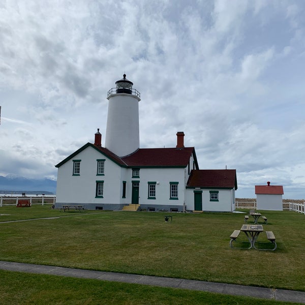 New Dungeness Lighthouse - 3 tips from 104 visitors