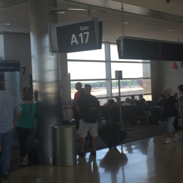 Gate A17 - Airport Gate