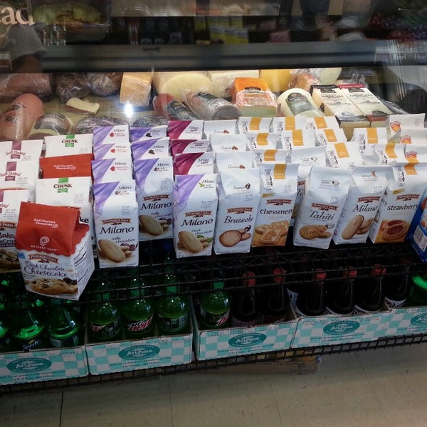 Frank's Food Court - Sandwich Place