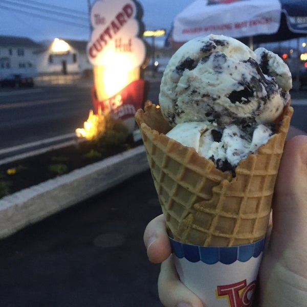 Custard Hut - Ice Cream Parlor
