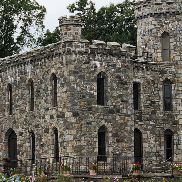 Photos at Winnekinni Castle - 4 tips from 333 visitors