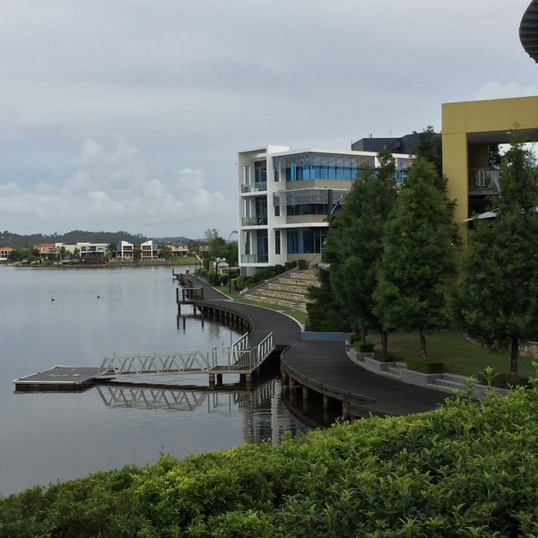 Photos at Varsity Lakes - Town in Varsity Lakes