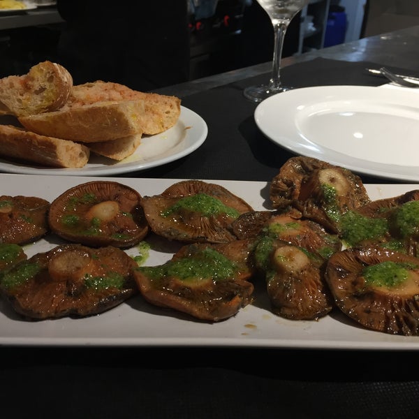 Casa Mari y Rufo - Spanish Restaurant in Barcelona