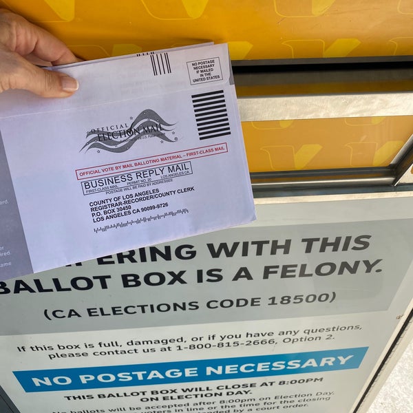 Los Angeles Public Library - Studio City - Library in Studio City