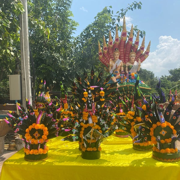 วัดศิริสุทโธ (วัดป่าคำชะโนด) (Wat Pa Kham Chanod) - Buddhist Temple in ...