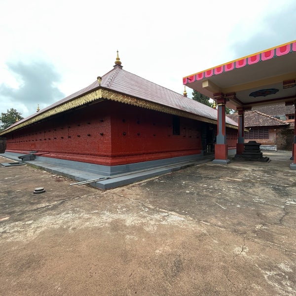 Kodoth Bhagavathy Temple - Kāsaragod, Kerala