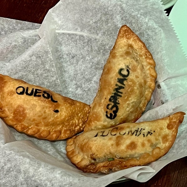 El Nandu Restaurant - Logan Square - 21 tips