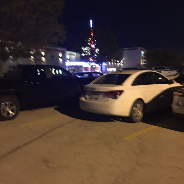 Marcus Hollywood Cinema - Movie Theater in Appleton