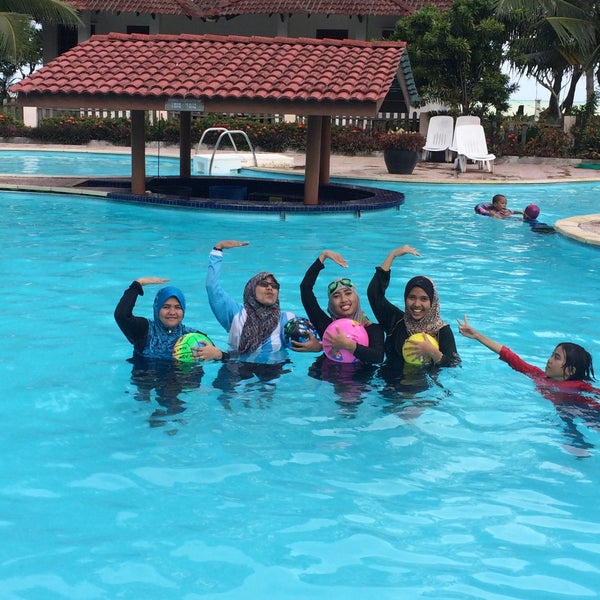 Sudara Swimming Pool - Sudara Beach Resort & Spa