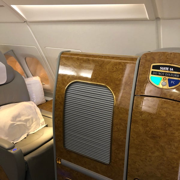 Emirates Flight EK415 - Mascot, NSW