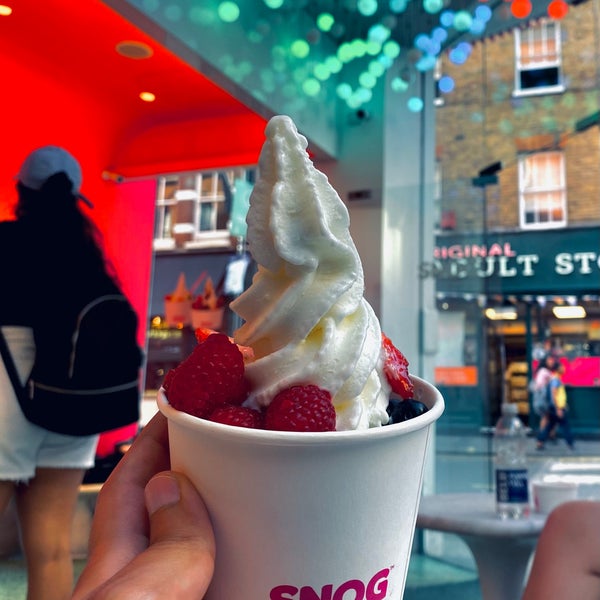 Snog Pure Frozen Yogurt - 9 Brewer St