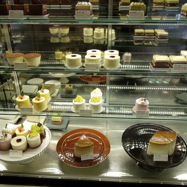 Rumi Cake (루미케익) - 법흥리 - 7 tips from 156 visitors