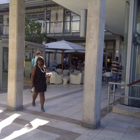 Atholl Square - Shopping Mall in Sandton
