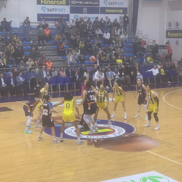 Fenerbahçe Ulker Sports Arena Metro Enerji Salonu - Atatürk - İstanbul ...