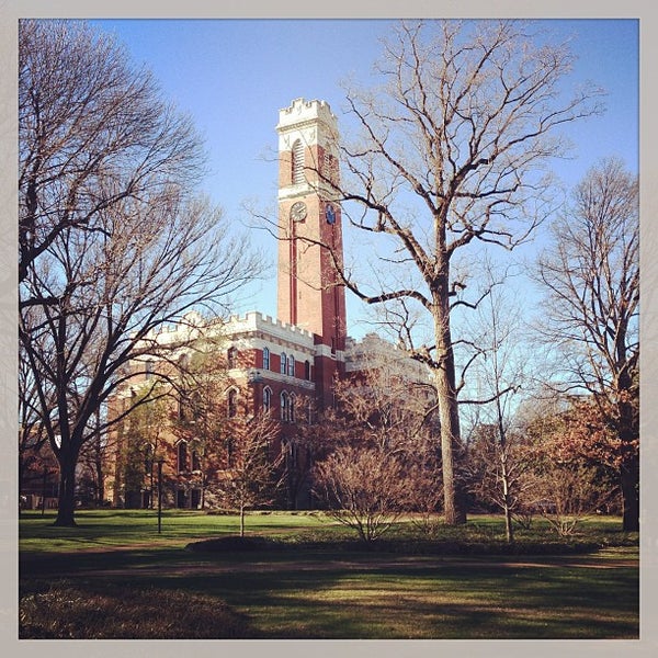 Vanderbilt University Alumni Lawn - Nashville, TN