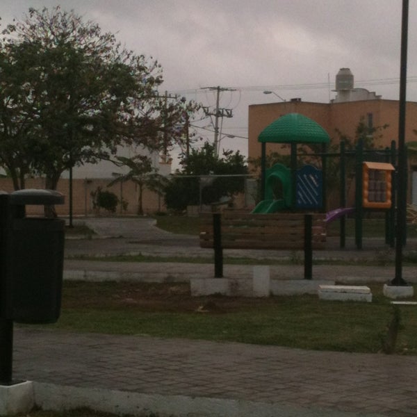 Parque Álamos del sur - Park in Mérida