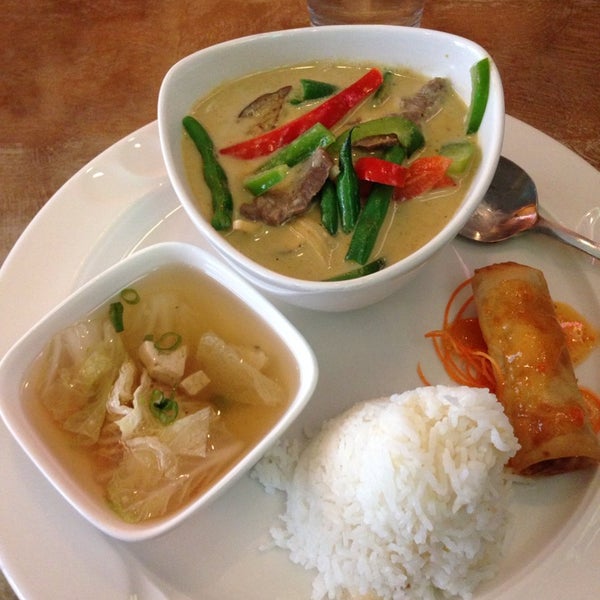 Tung Thong Thai Restaurant - Thai Restaurant in Washington Heights