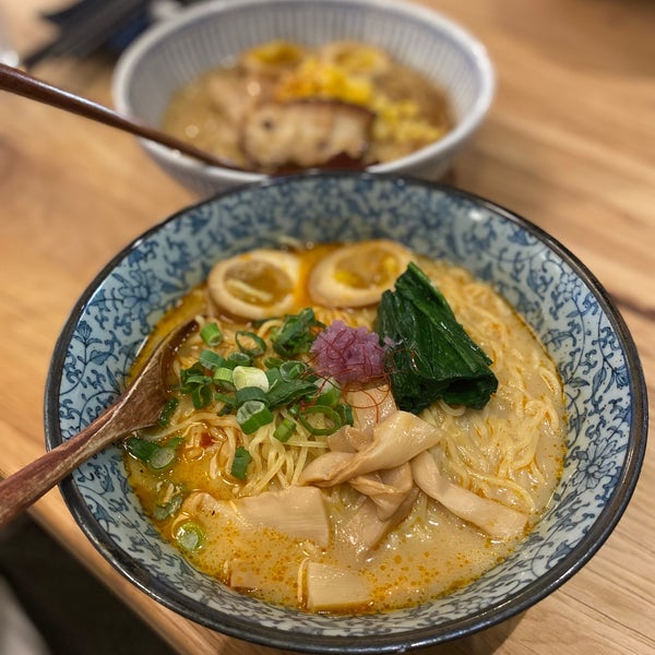 Maru Ramen - Noodle Restaurant