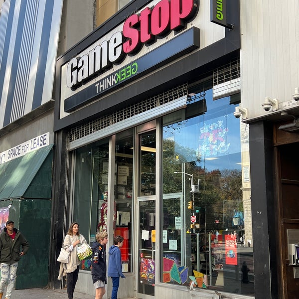 GameStop - Union Square - New York, NY