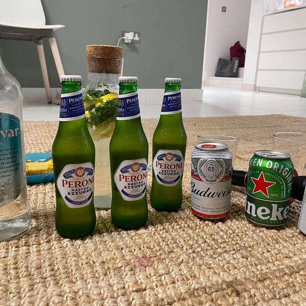 Les Roses 3 Executive Properties - 18 visitors