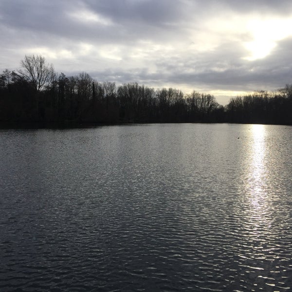 Denham Quarry - Ickenham - 1 tip from 11 visitors